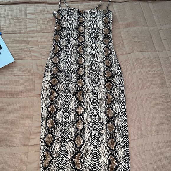 re:named | Dresses | Renamed Black And White Sheath Midi Dress | Poshmark